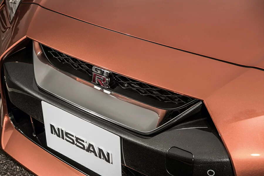 Nissan GT-R 壽神七十七 - DRIVES - TopGear