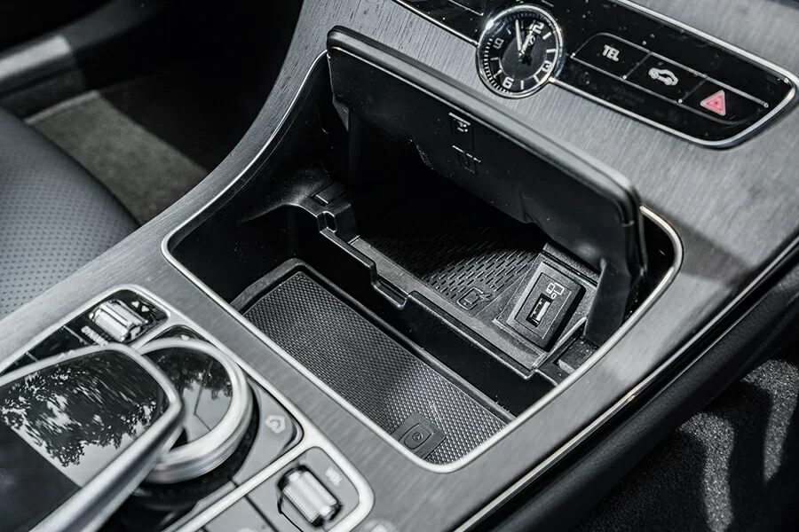 Mercedes-Benz C200 細楷C - DRIVES - TopGear