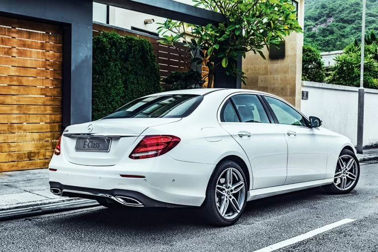 Mercedes-Benz E250選擇難題 – TopGear